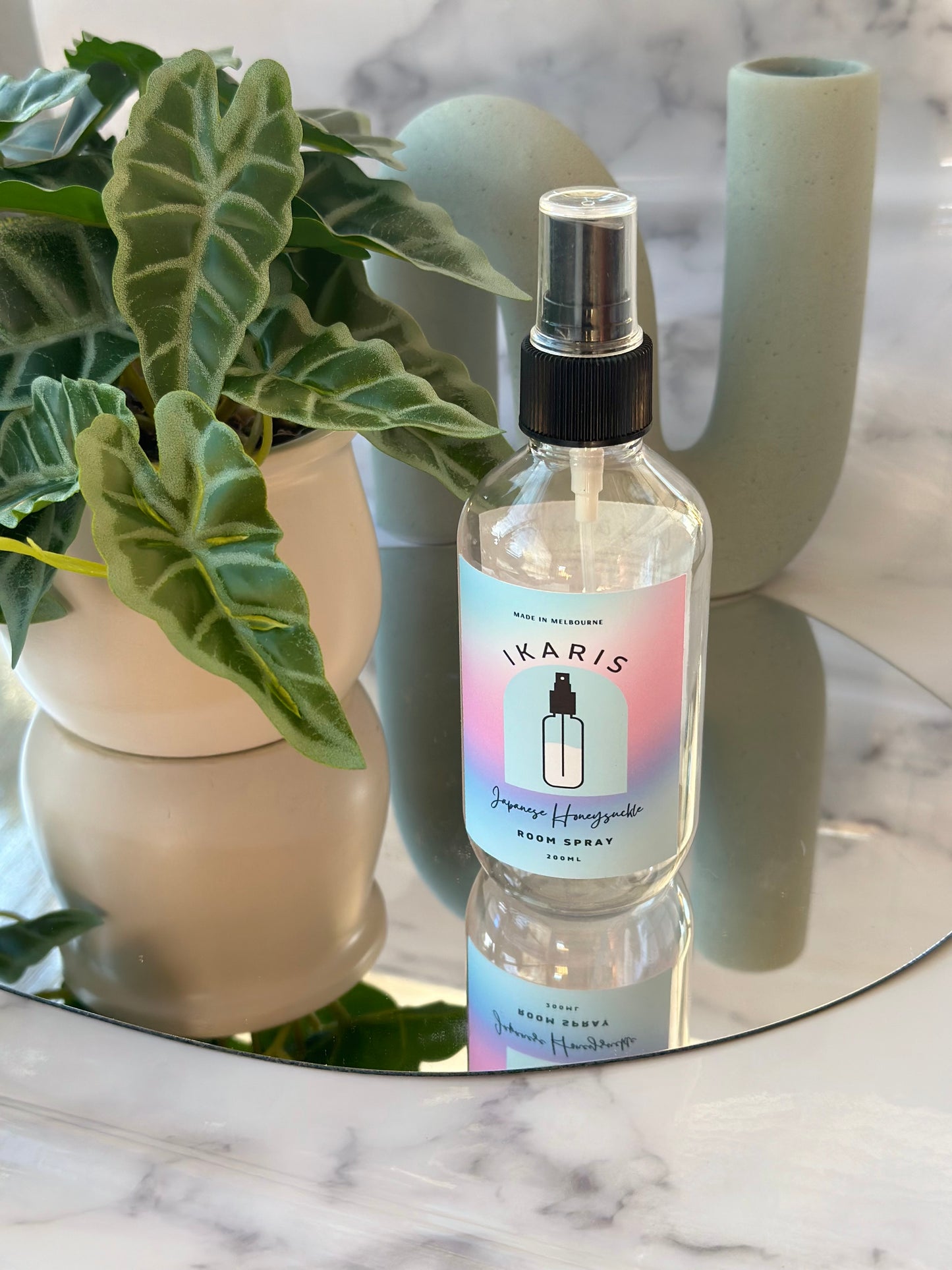 Japanese Honeysuckle Room Spray – Ikaris